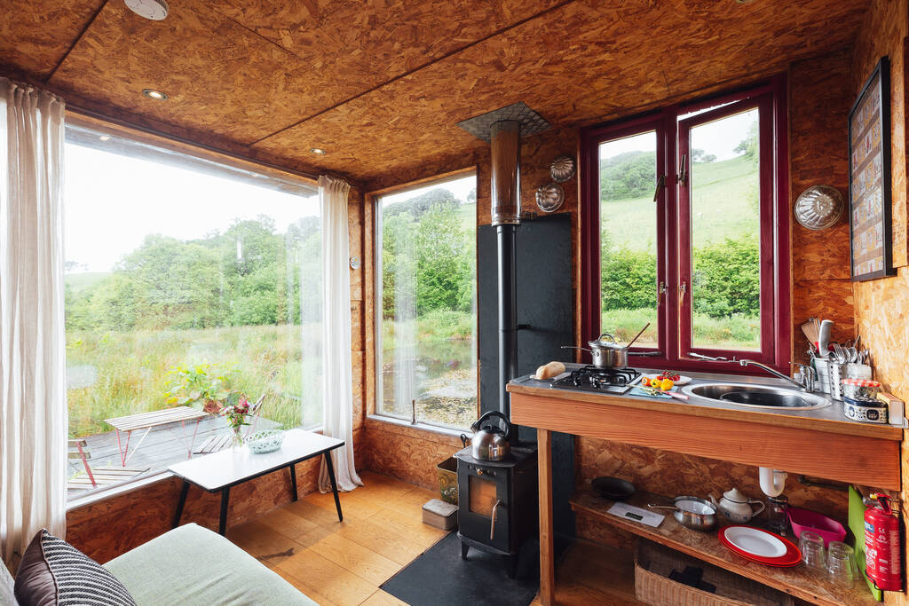 Caban Cilfa | Cabin in Powys | Canopy & Stars