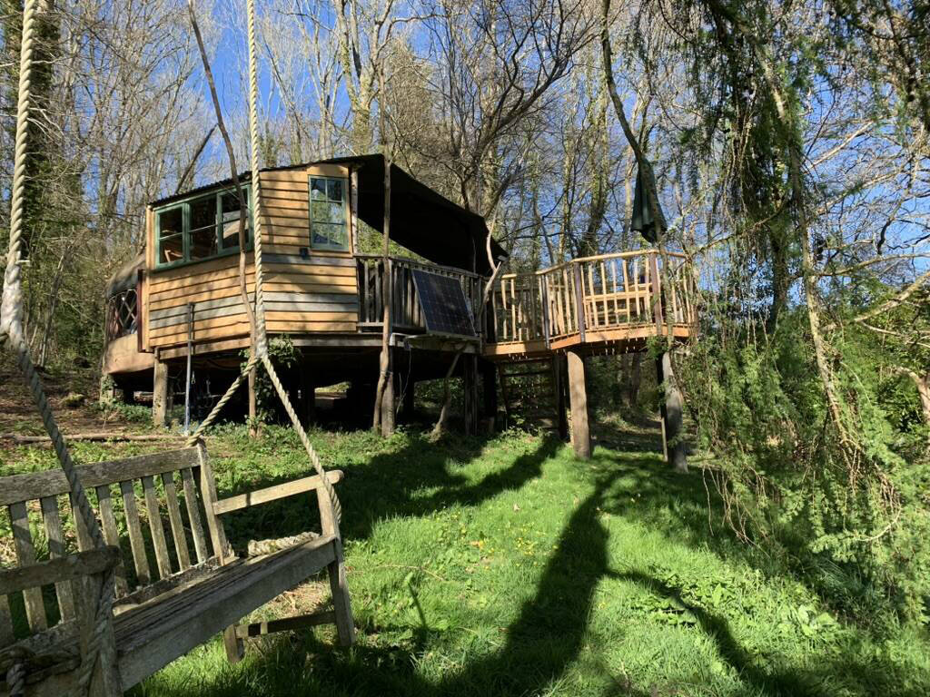 Old Larch Yurt | Yurt in Powys | Canopy & Stars