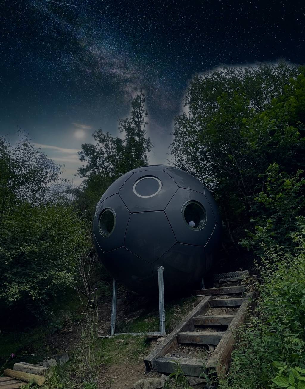 Moon Conker | Pod in Powys | Canopy & Stars