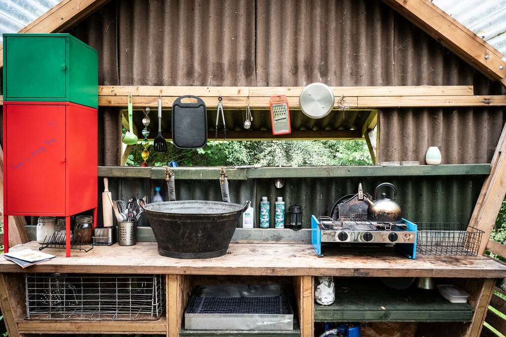 Moon Conker | Pod in Powys | Canopy & Stars