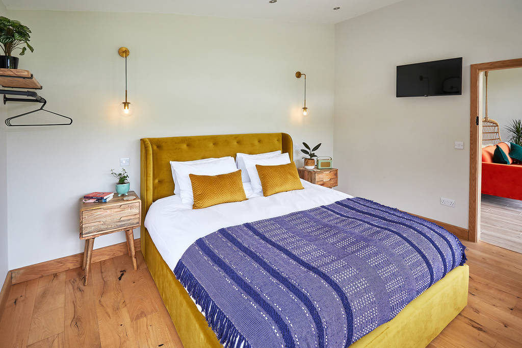 The Warren | Cabin in Powys | Canopy & Stars