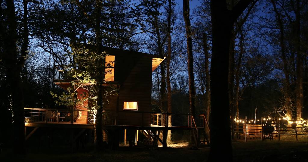 Sky Light | Treehouse in Dordogne | Canopy & Stars