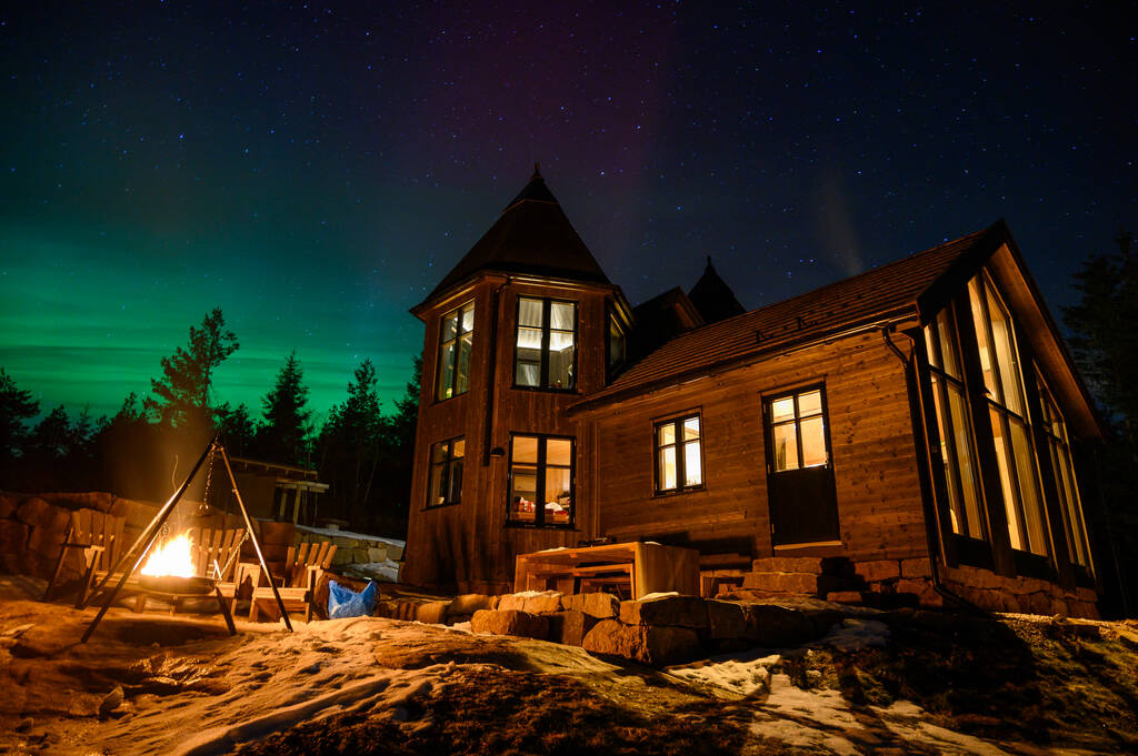 The Fairytale Castle | Castle in Agder | Canopy & Stars