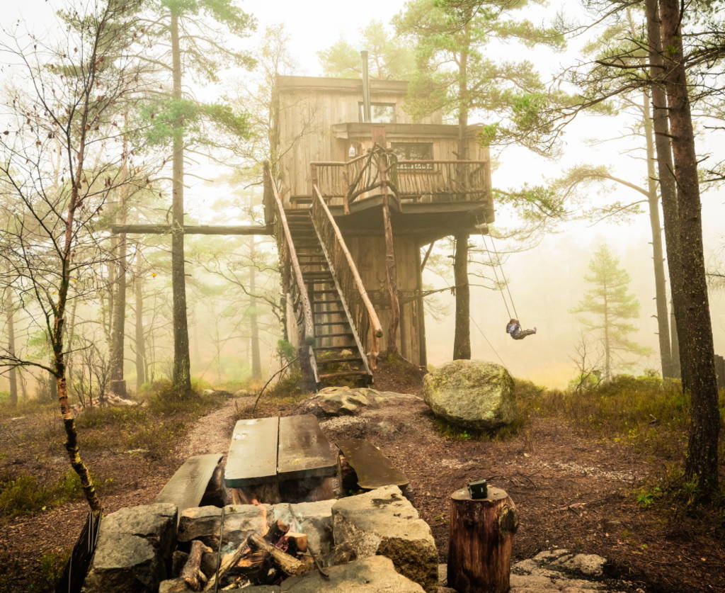 Wilderness Tower | Treehouse in Agder | Canopy & Stars